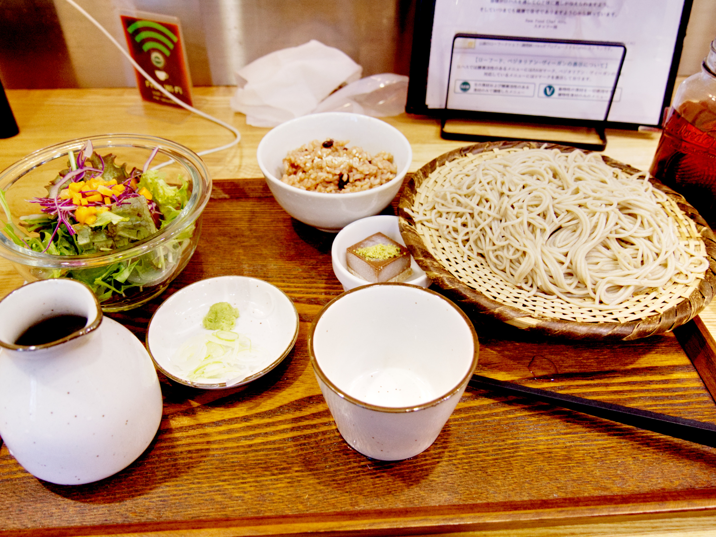 Lohas Raw Food in Sapporo: How would you like not to age? - Ja(a)pan